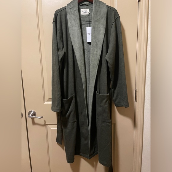 UGG | Other | New Ugg Mens Robinson Olive Green Robe Ml | Poshmark